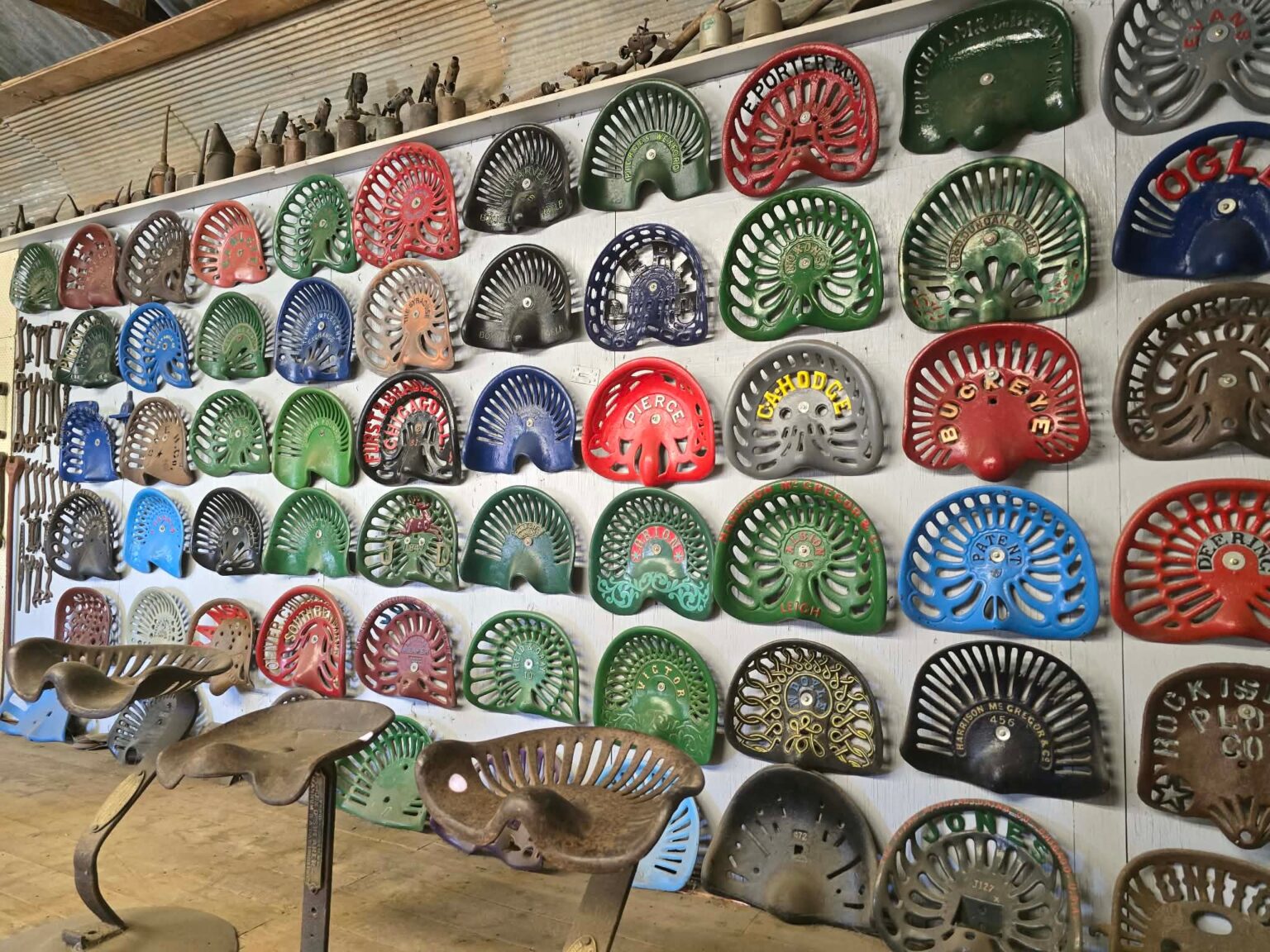 Lexton - Vintage Antique and Collectables Sale - Paul Roberts Auctions